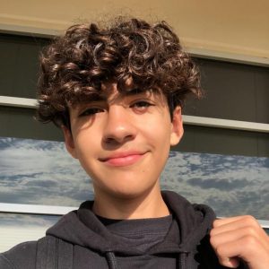 Elisha Cuthbert - BiographON