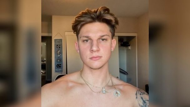 Conner Bobay - BiographON