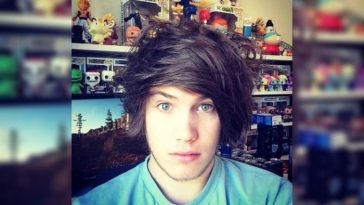 Max Stanley - BiographON